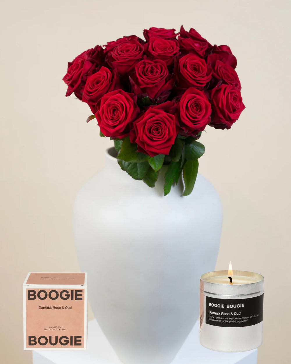 Dozen Red Roses & Candle Bundle | FlowerLovesMe Amsterdam